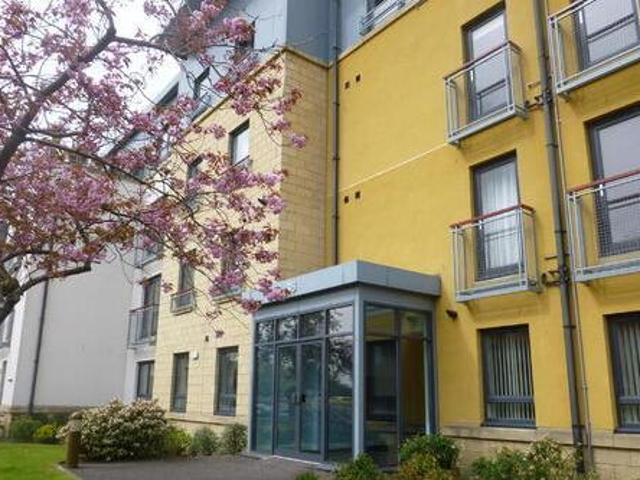 3 Bedroom Flat For Rent In Edinburgh