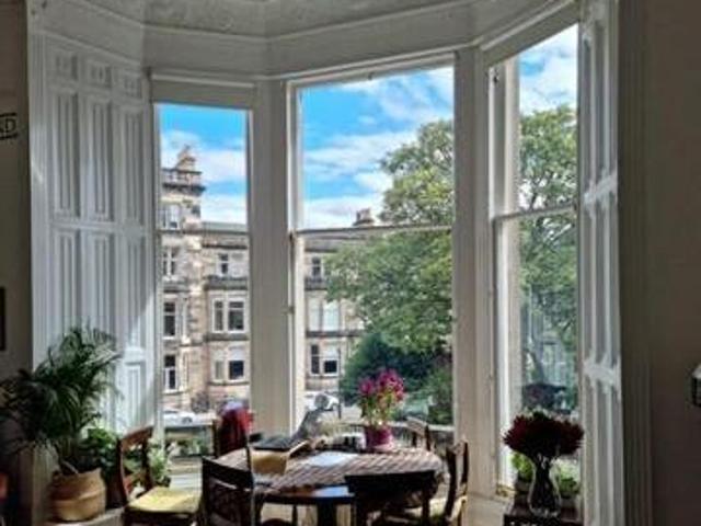 3 Bedroom Flat For Rent In Edinburgh