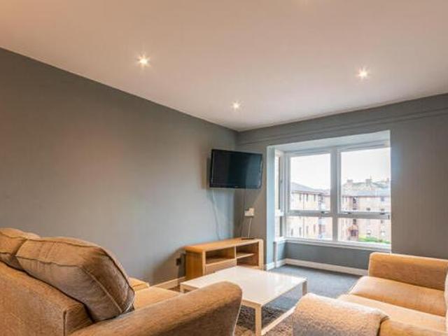 3 Bedroom Flat For Rent In Edinburgh