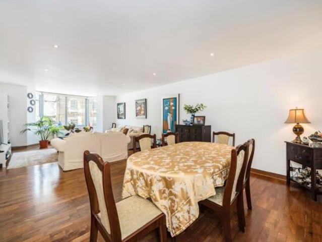 3 bedroom flat for rent in Emperors Gate, South Kensington, SW7
