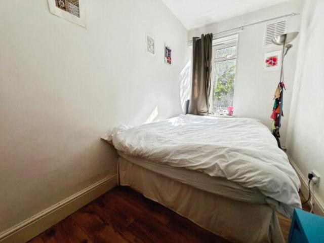 3 bedroom flat for rent in Essex Road, London, N1 3PP, N1