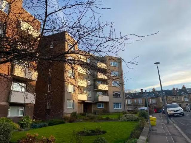 3 bedroom flat for rent in Ethel Terrace, Morningside, Edinbur.