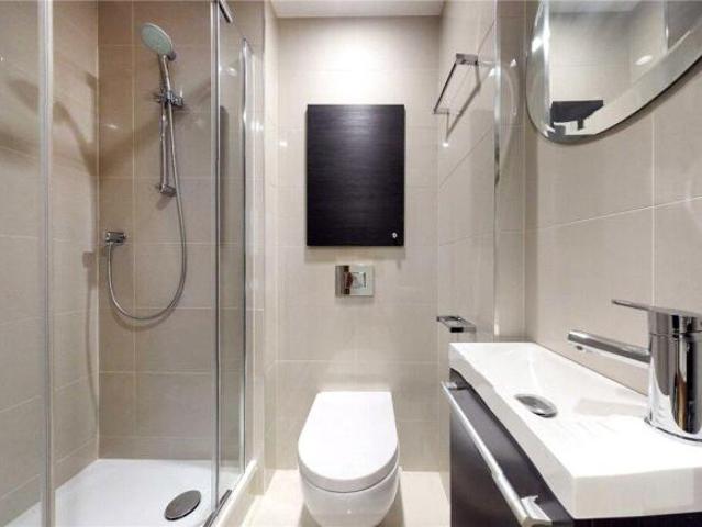 3 bedroom flat for rent in Fairfax Road, London, NW6