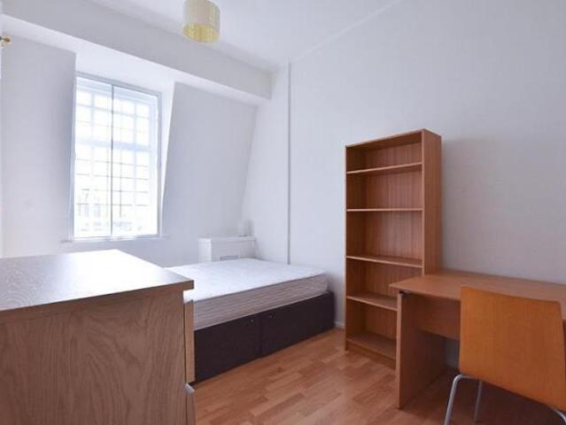 3 bedroom flat for rent in Farley Court, Allsop Place, Marylebone, London NW1