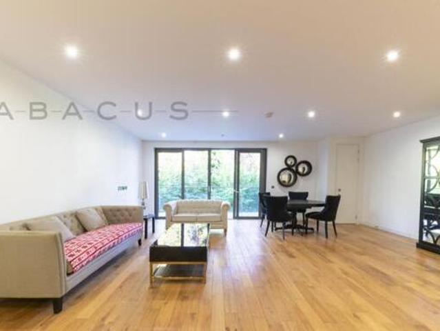 3 Bedroom Flat For Rent In Finchley Road, London