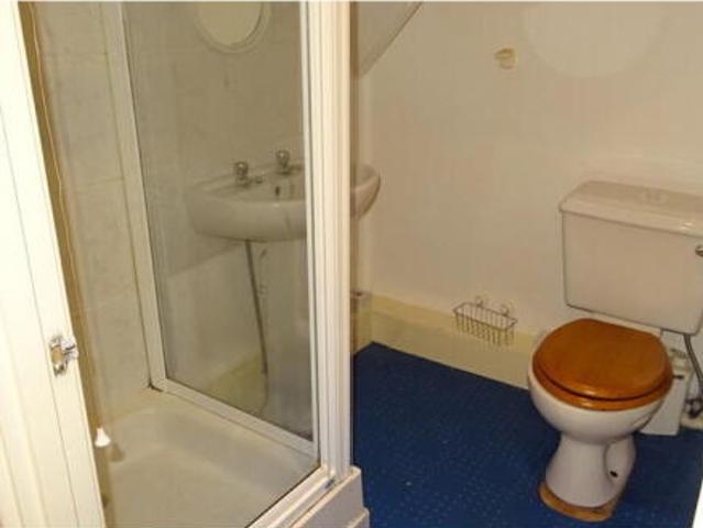 3 bedroom flat for rent in First Floor Flat, Richards Street, CF24