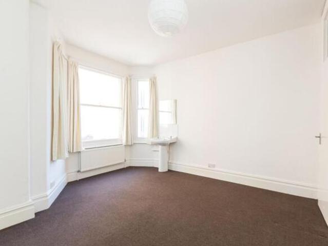 3 bedroom flat for rent in Fortess Road, Lambton House, NW5