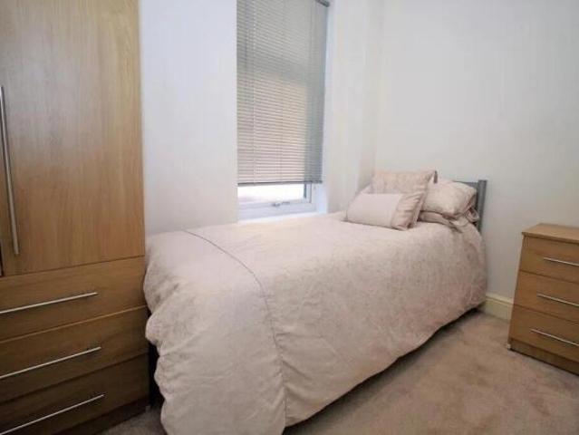 3 bedroom flat for rent in Fordwych Road, Cricklewood, NW2