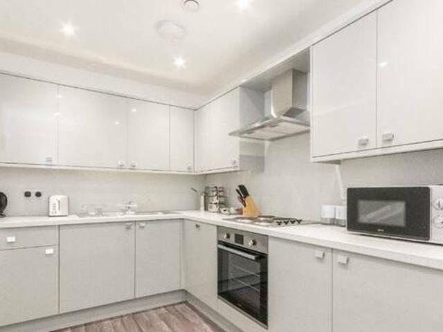 3 bedroom flat for rent in Forrest Road Old Town Edinburgh EH1