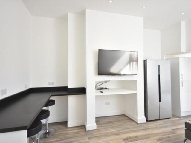 3 bedroom flat for rent in Forsyth Road, Newcastle Upon Tyne, NE2