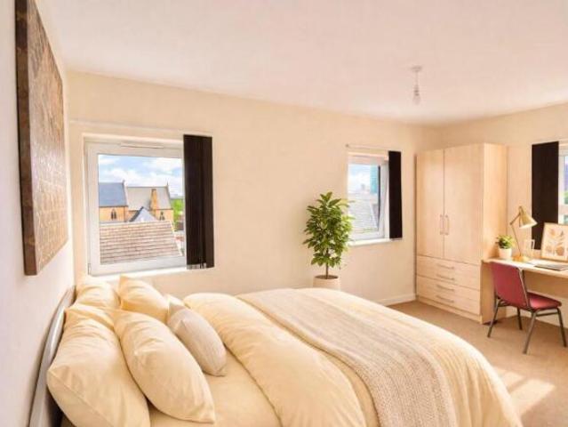 3 bedroom flat for rent in Flat 1a Broom Street, S10