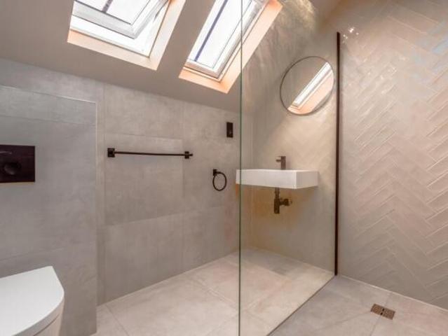 3 bedroom flat for rent in Flat 3, 11 High Street, Bristol, BS9
