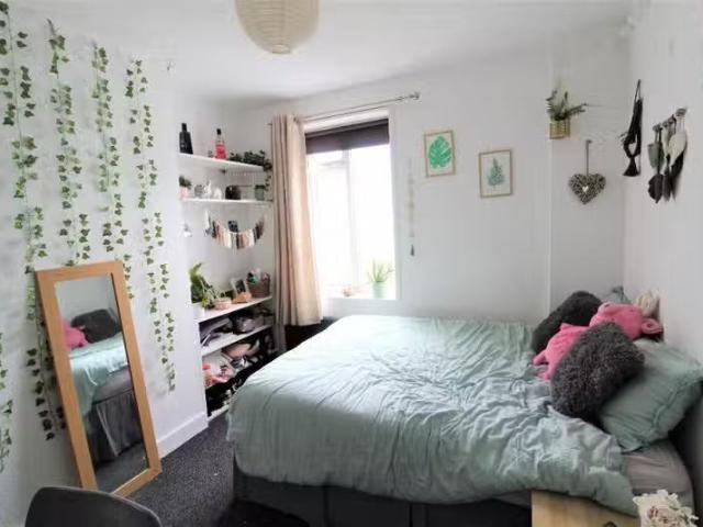 3 bedroom flat for rent in Franklin Road, City Centre, Brighto.