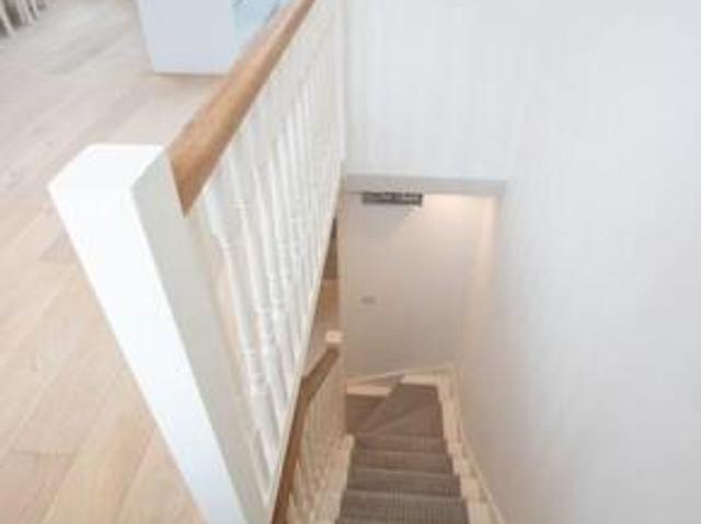 3 bedroom flat for rent in Fulham, London, SW6