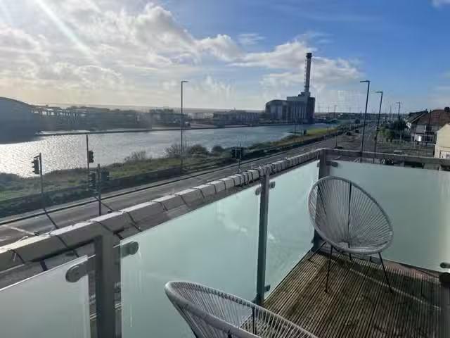 3 bedroom flat for rent in Gardner Road, Portslade, BN41