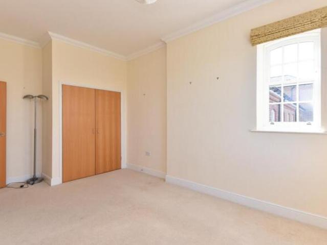 3 bedroom flat for rent in George Roche Road, CT1