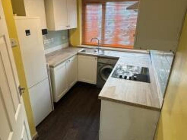 3 bedroom flat for rent in Gillies Street, Byker, NE6