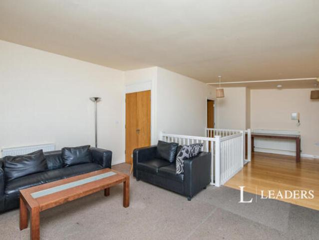 3 bedroom flat for rent in Gower Street, Derby, Derbyshire, DE1