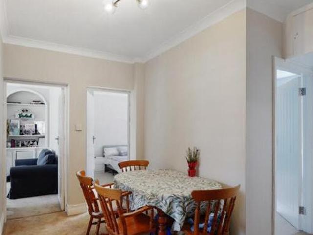 3 Bedroom Flat For Rent In Gliddon Road