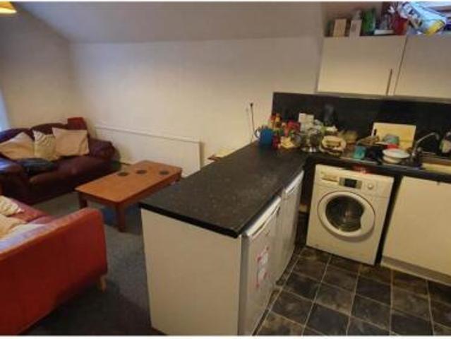 3 bedroom flat for rent in Glynrhondda Street, Cathays, Cardiff, CF24