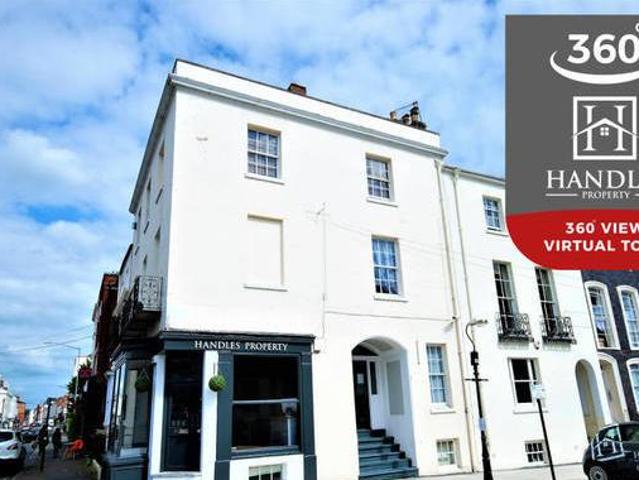 3 bedroom flat for rent in Grove Street Leamington Spa CV32