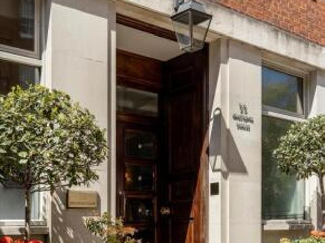 3 bedroom flat for rent in Grosvenor Square, Mayfair, London W1K
