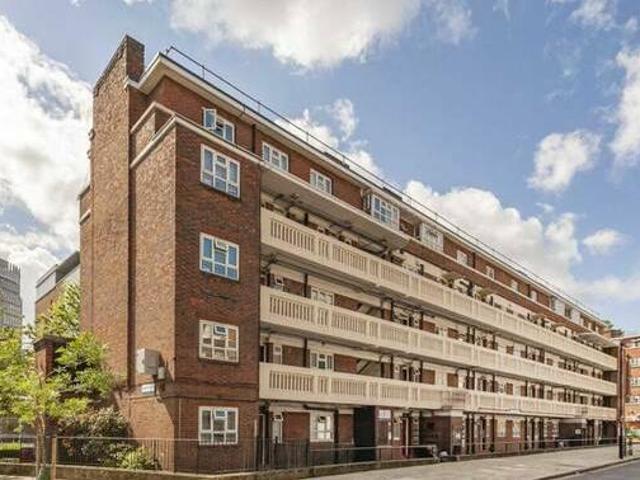 3 bedroom flat for rent in Gray Street Gray Street SE1