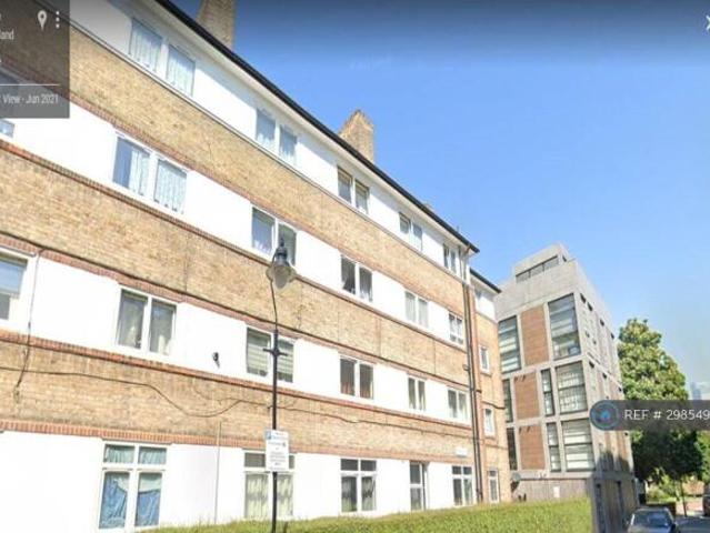 3 bedroom flat for rent in Grange House, London, SE1