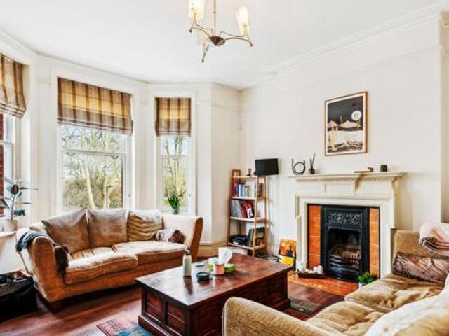 3 Bedroom Flat For Rent In Grantully Road