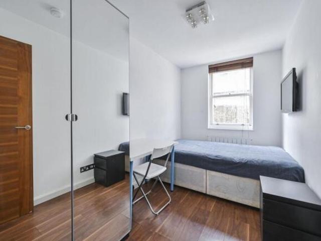 3 bedroom flat for rent in Great Titchfield Street, Fitzrovia, London, W1W