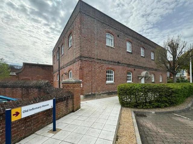 3 Bedroom Flat For Rent In Gunwharf Quays, Portsmouth