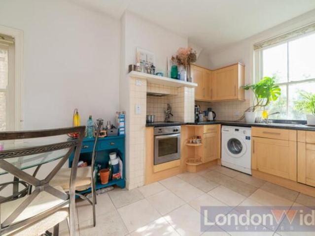 3 bedroom flat for rent in Hamlet Gardens, Hammersmith, W6