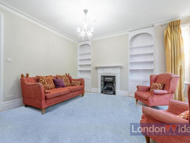 3 bedroom flat for rent in Hamlet Gardens, Hammersmith, W6