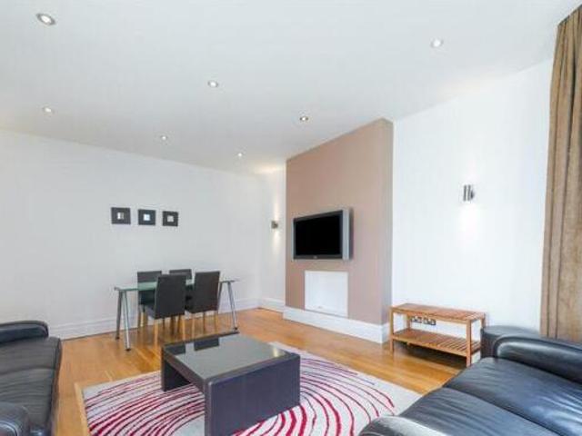 3 Bedroom Flat For Rent In Hampstead