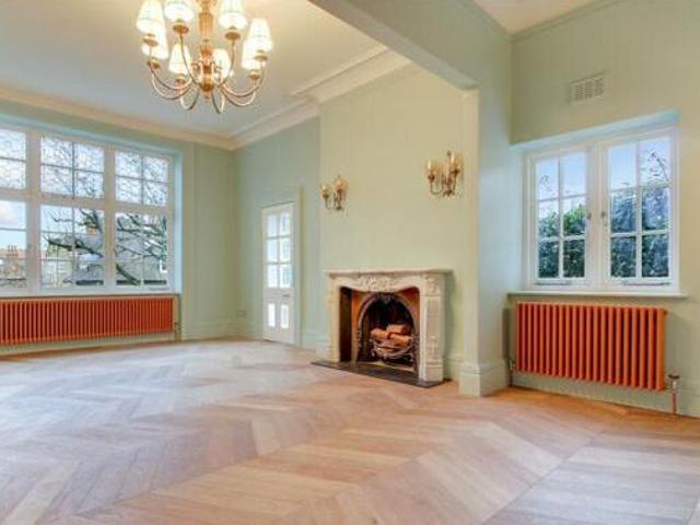3 Bedroom Flat For Rent In Hampstead