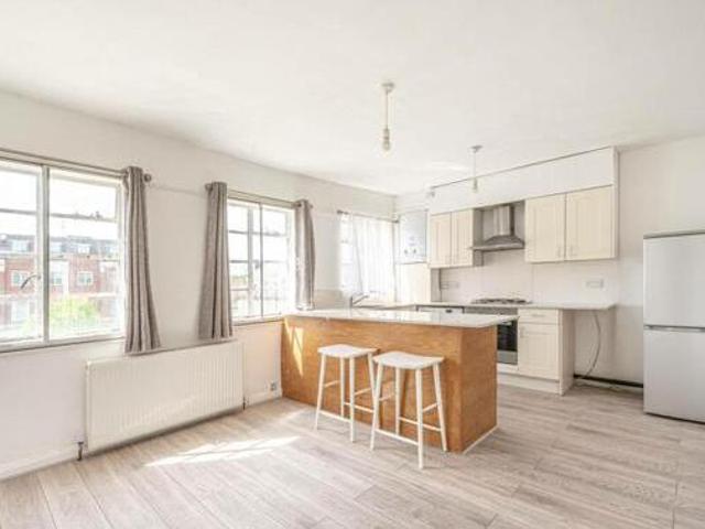 3 Bedroom Flat For Rent In Hampstead Garden Suburb, London