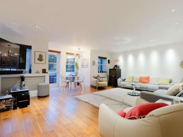 3 bedroom flat for rent in Hampstead Town, London
