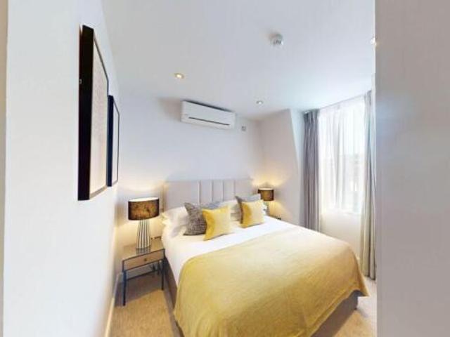 3 bedroom flat for rent in Harrington Court, South Kensington, London, SW7