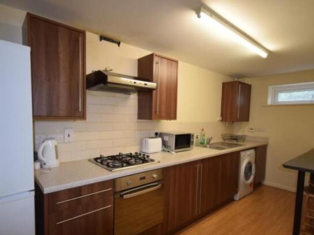 3 Bedroom Flat For Rent In Hatfield