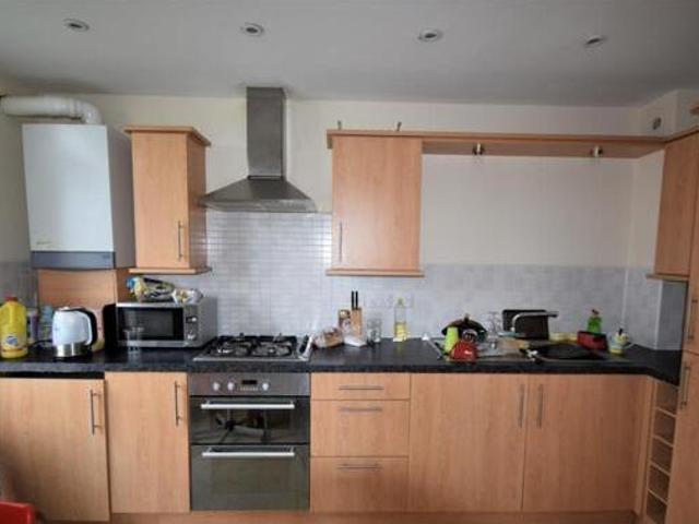 3 Bedroom Flat For Rent In Hatfield