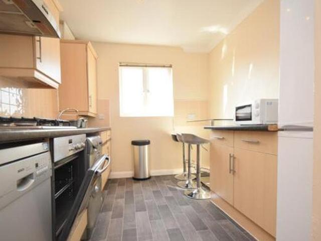 3 Bedroom Flat For Rent In Hatfield