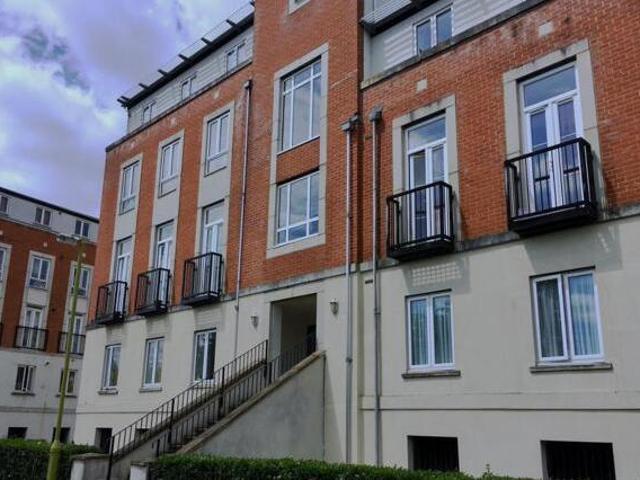3 Bedroom Flat For Rent In Hatfield