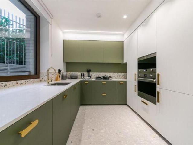 3 bedroom flat for rent in Haverstock Hill, Primrose Hill, NW3