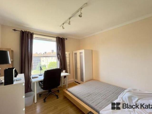 3 bedroom flat for rent in Hercules Road, Waterloo SE1
