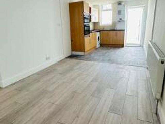 3 bedroom flat for rent in High Street South, East Ham, Newham, London, E6