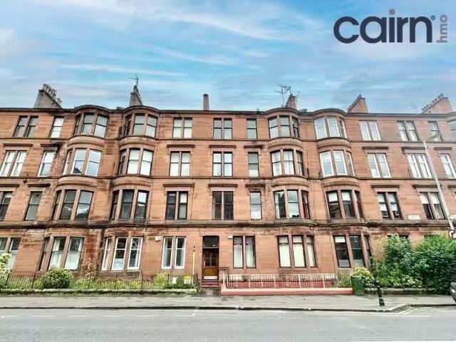 3 bedroom flat for rent in Highburgh Road, Dowanhill, Glasgow.