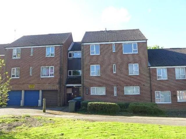 3 bedroom flat for rent in HomesteadBamber BridgePR5