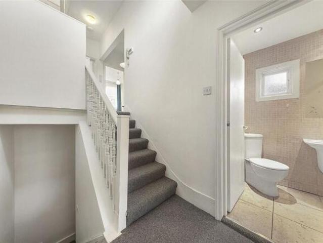 3 bedroom flat for rent in Hormead Road, Westbourne Park, London, W9