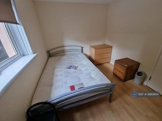 3 bedroom flat for rent in Hmo Licensed Kennedy Path, Glasgow, G4