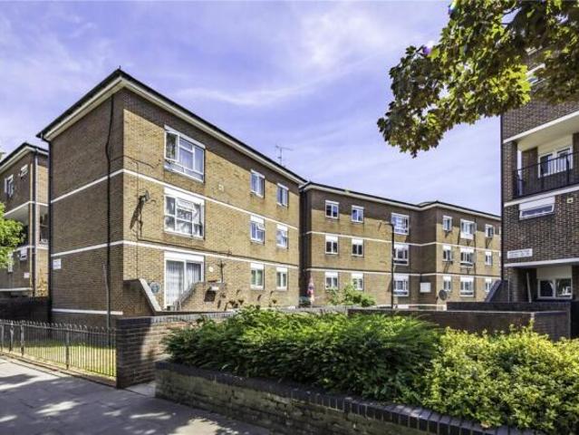 3 bedroom flat for rent in Hungerford Road, Islington, N7